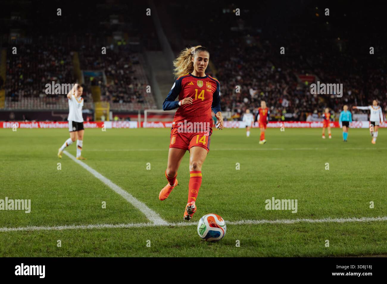 Kaiserslautern, Germany, November 28th 2025 Laia Aleixandri (#14 ...