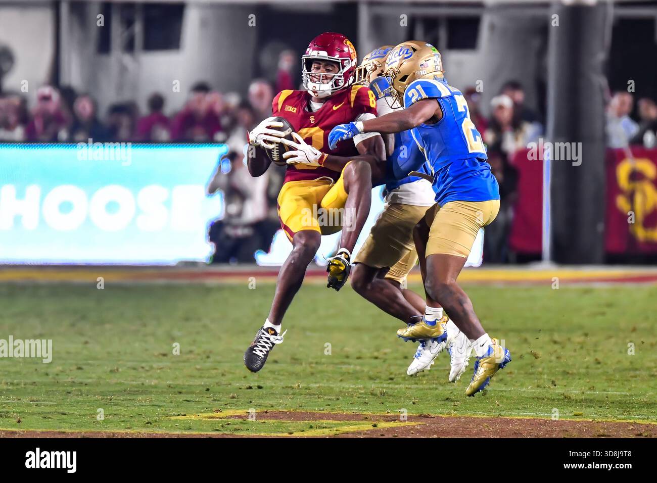 November 29, 2025 Los Angeles, CA.USC Trojans wide receiver Ja'Kobi ...