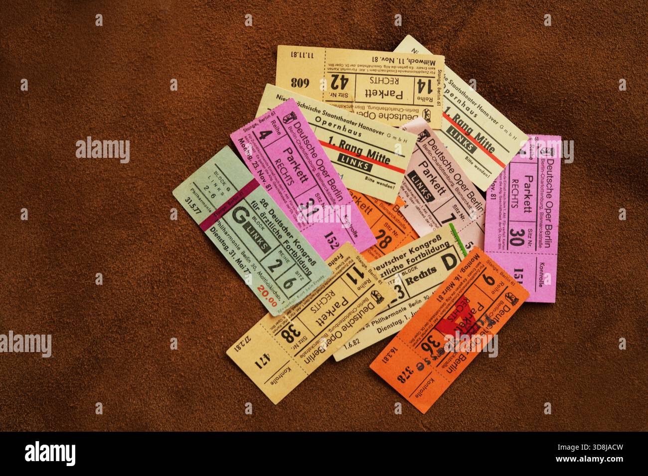 Eintrittskarten GER, 20250902, Symbolbild Historische Eintrittskarten ...