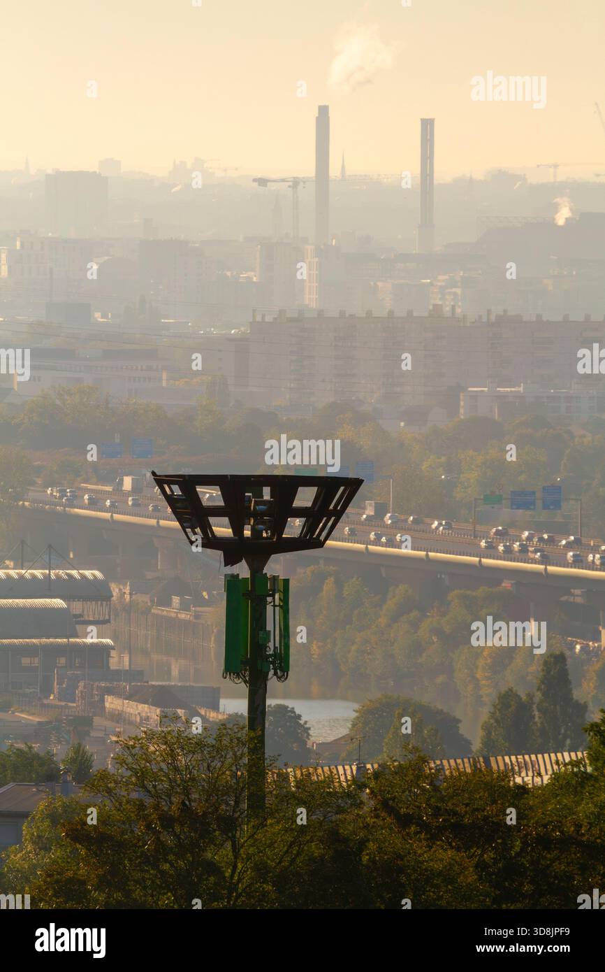 Parisian gas lighting hi-res stock photography and images - Alamy