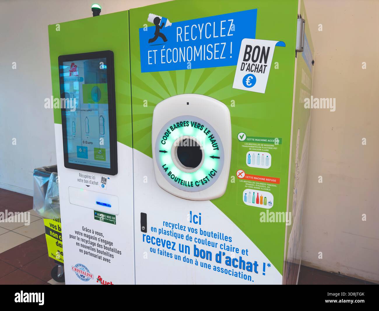 ECOBOX, PET transparent plastic bottle recovery machine Stock Photo - Alamy