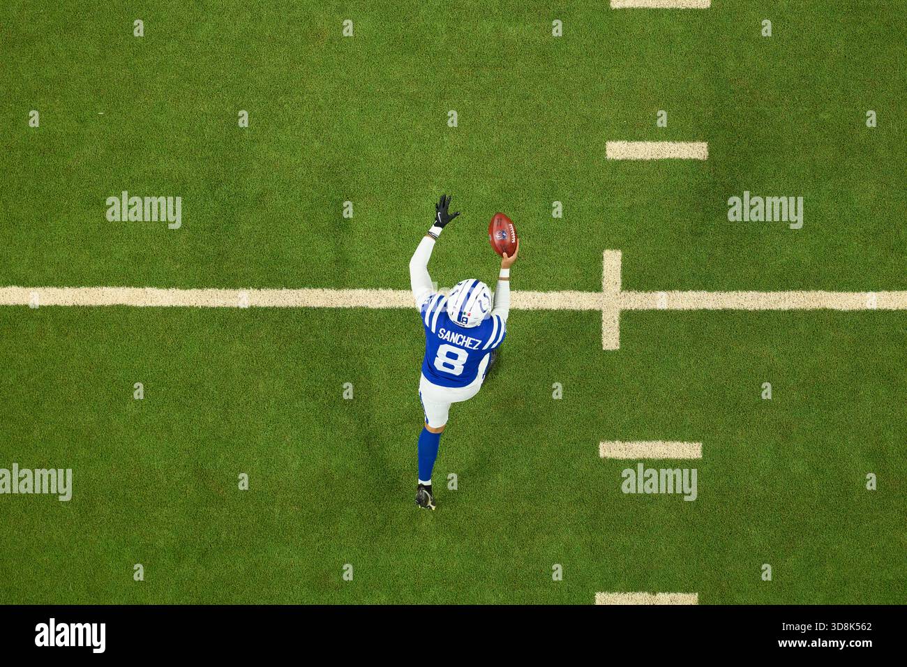 Indianapolis Colts punter Rigoberto Sanchez (8) punts the football ...