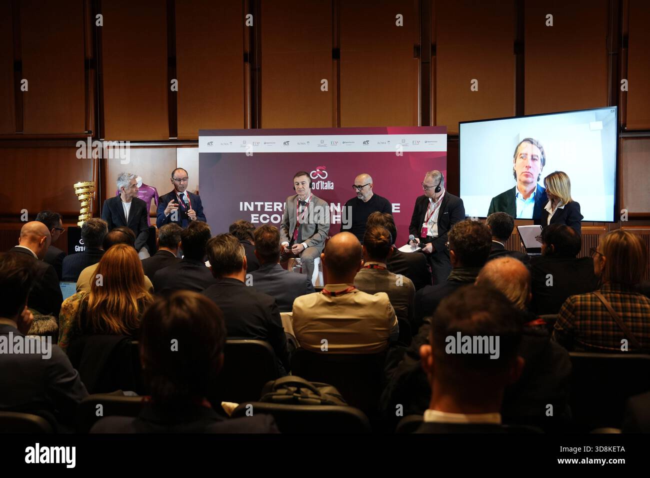 all'International Bike Economy Forum before to the presentation of the 2026 Giro d'Italia and ...