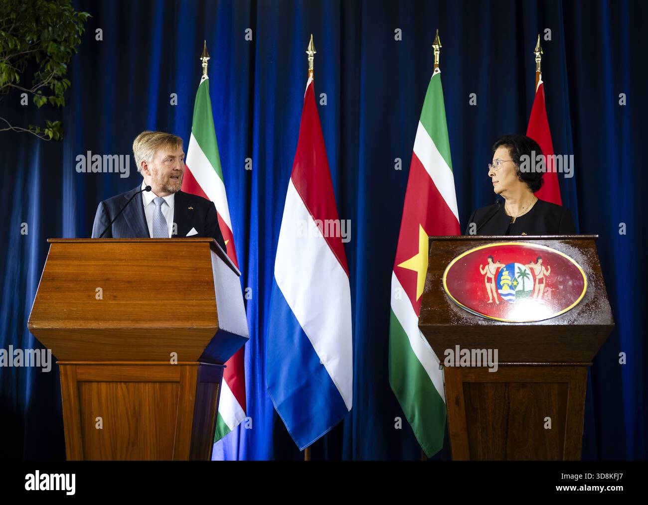 PARAMARIBO - Surinamese President Jennifer Geerlings-Simons and King ...
