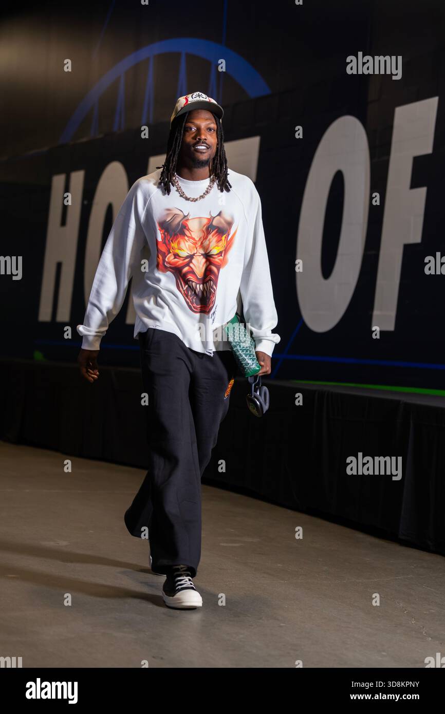Seattle Seahawks cornerback Riq Woolen (27) arrives before an NFL ...