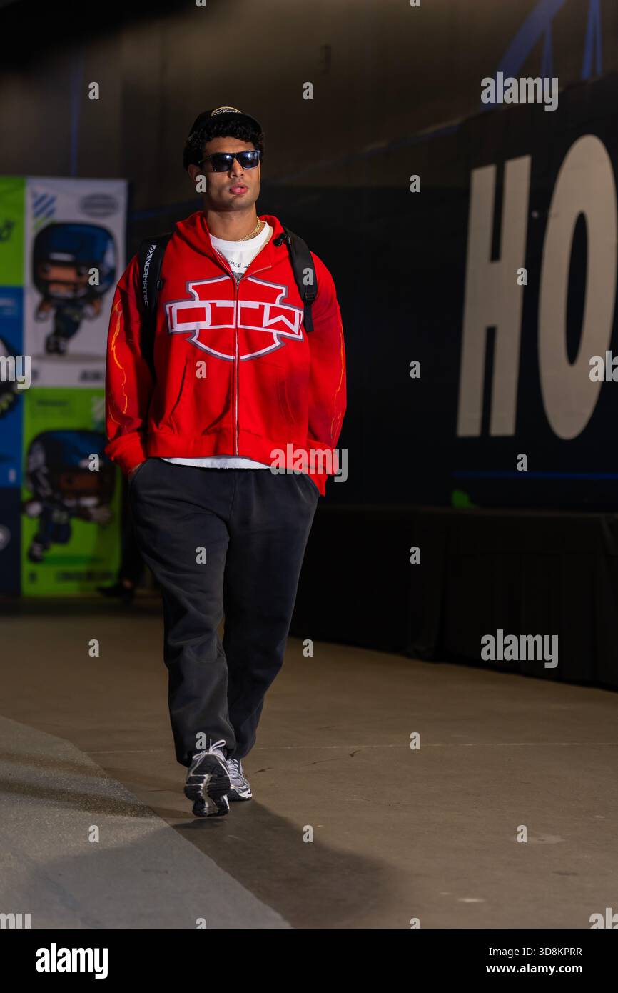 Seattle Seahawks linebacker Chazz Surratt (44) arrives before an NFL ...