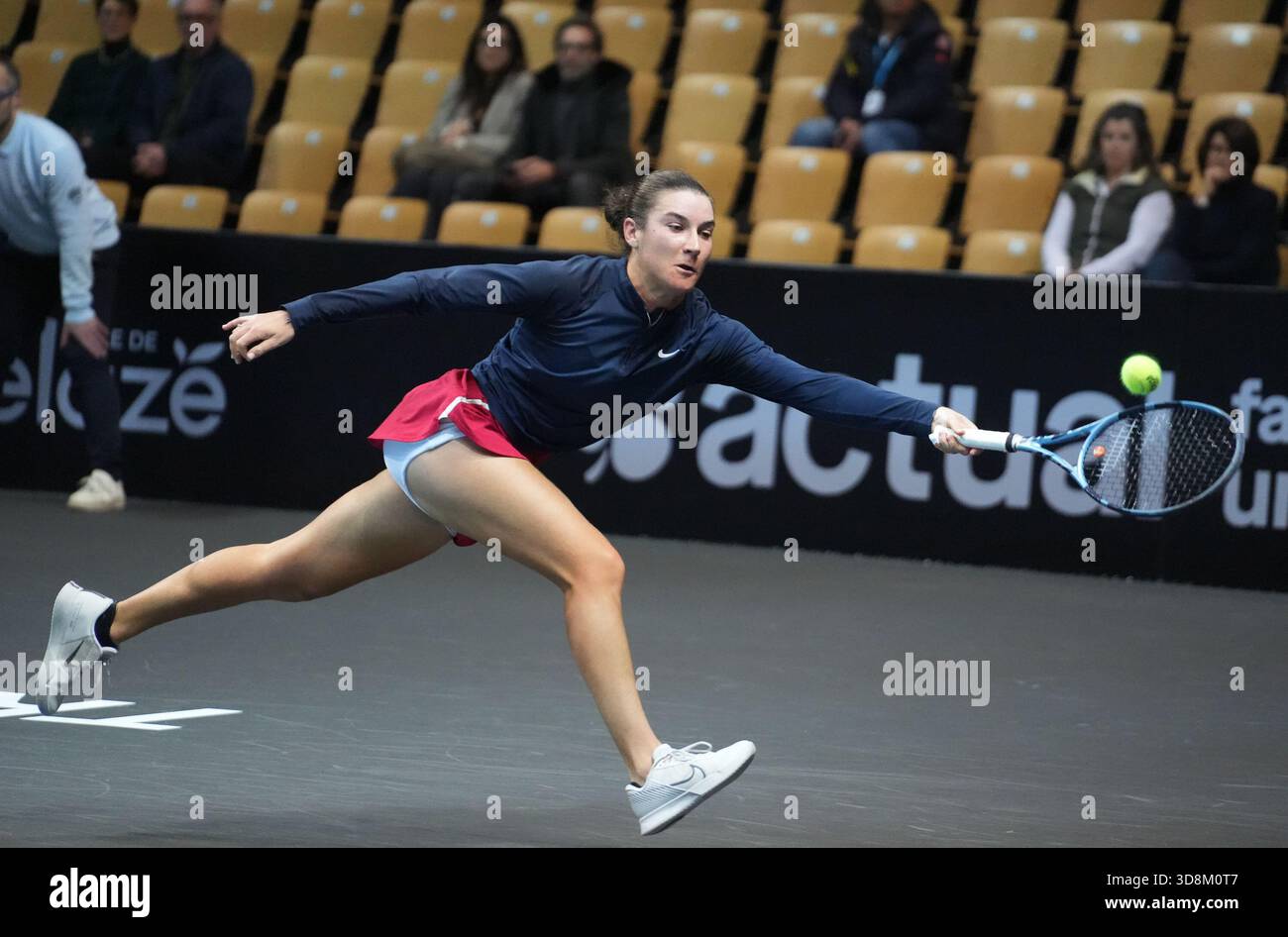 December 1, 2025, Trelaze, Bretagne, France: Amandine Monnot of French ...
