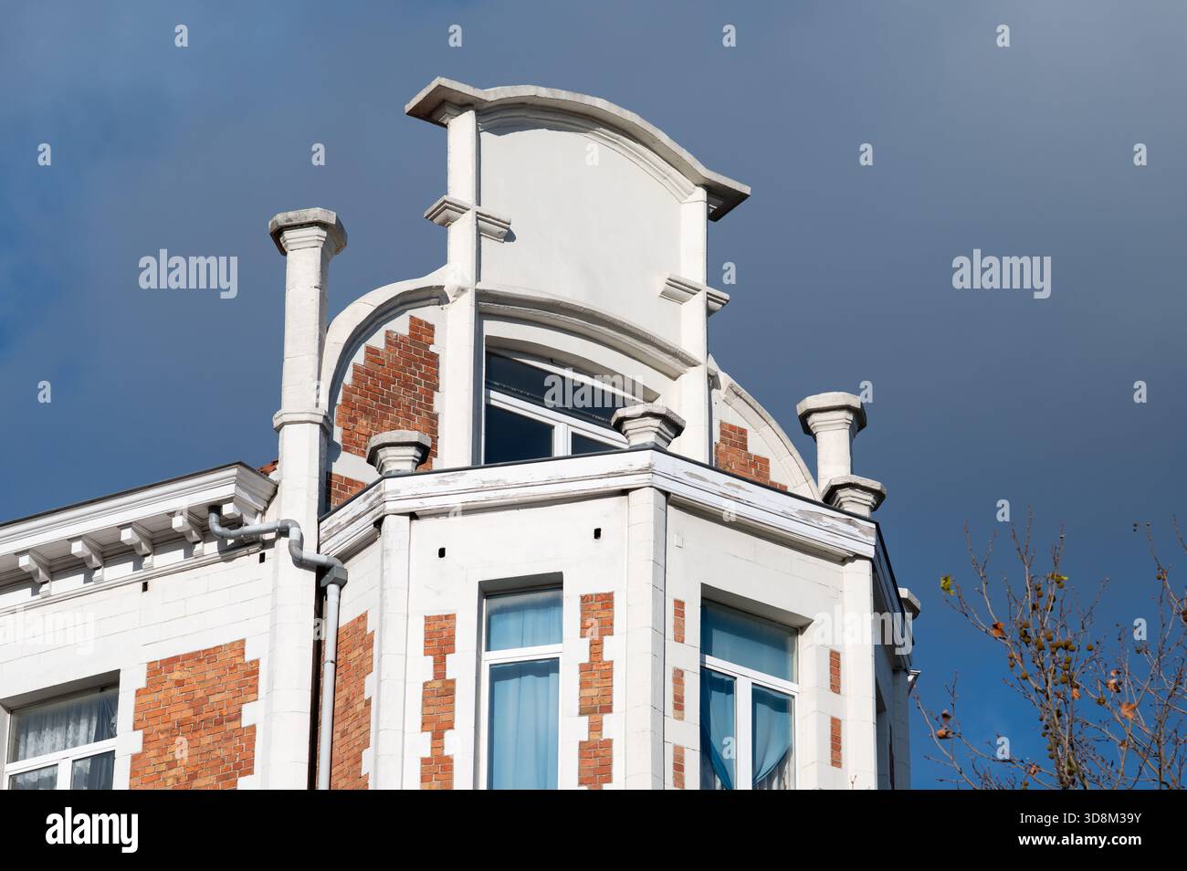 Geveldetails hi-res stock photography and images - Alamy