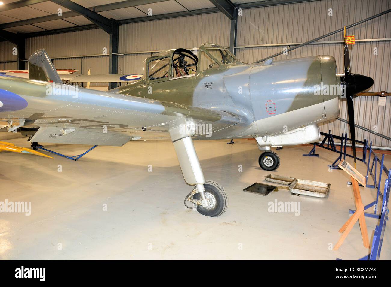 Type used by burma air force hi-res stock photography and images - Alamy