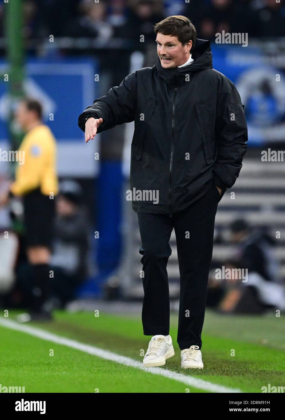 Trainer [coach] Merlin Polzin (HSV Hamburg) Hamburg, November 30, 2025 ...