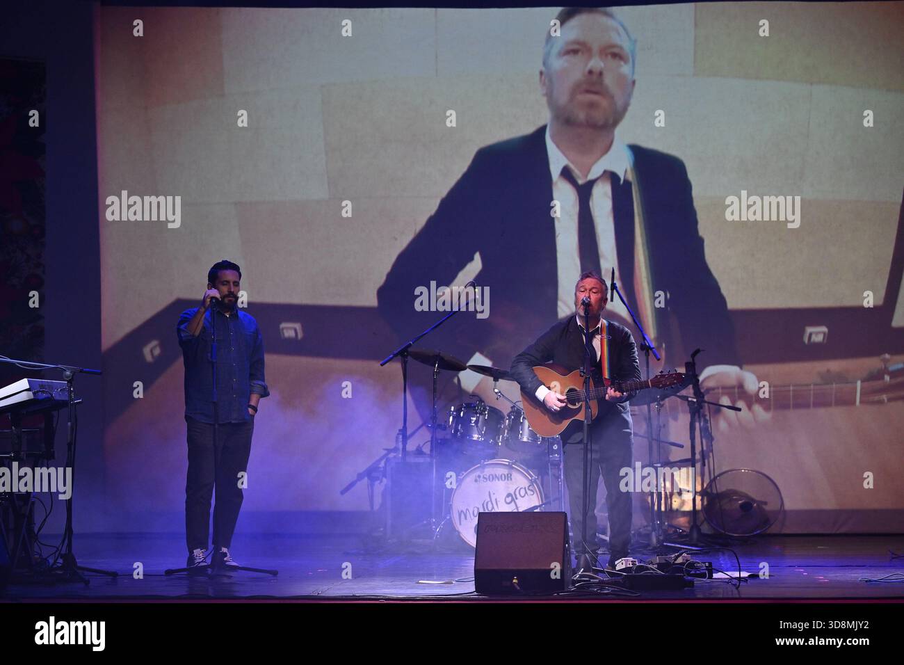 Mark Geary during the opening of Mardi Gras - Sandcastle Tour 2025, at ...
