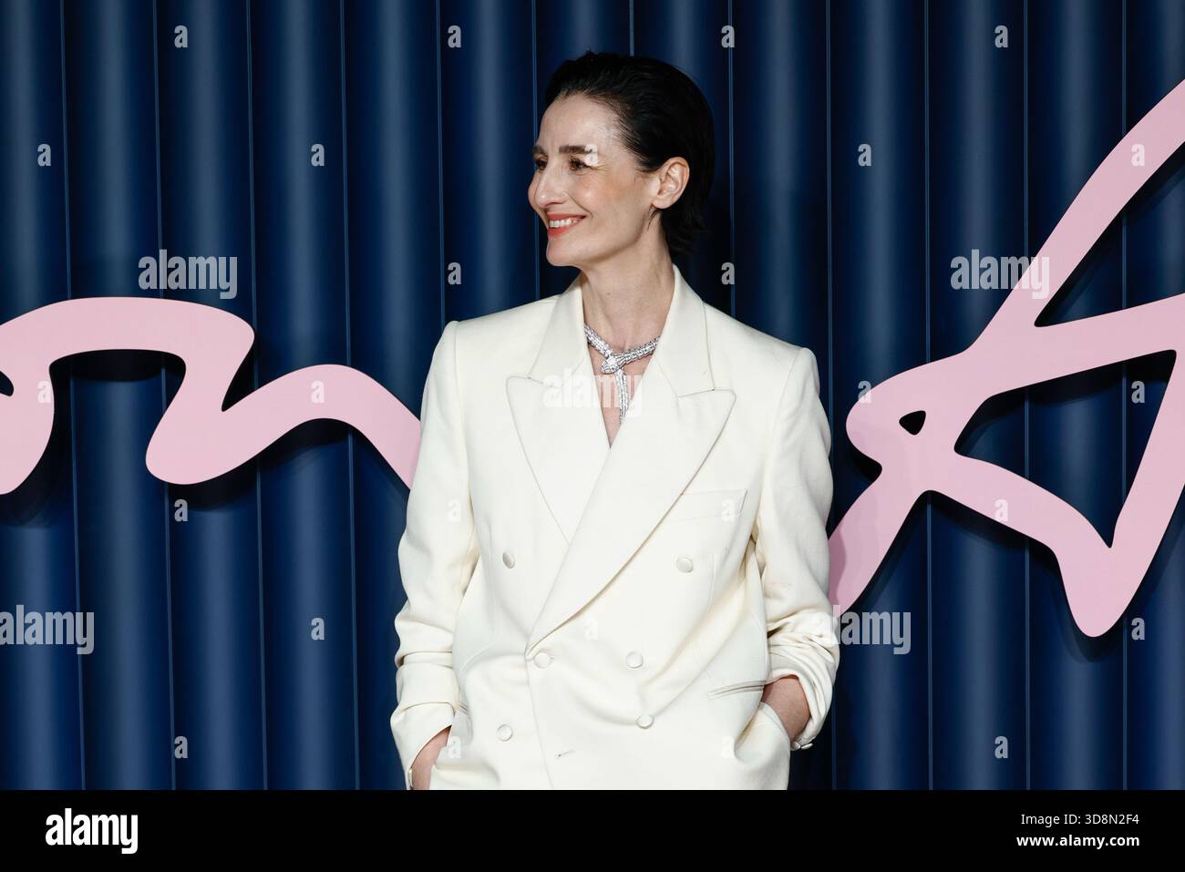 Erin O'Connor poses for photographers upon arrival at the 'The Fashion ...