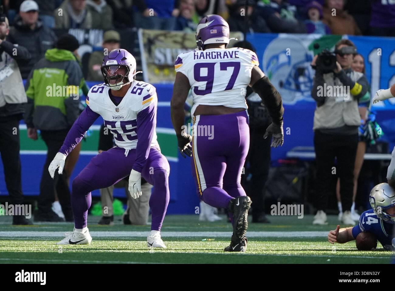 Minnesota Vikings linebacker Eric Wilson (55) reacts with defensive ...