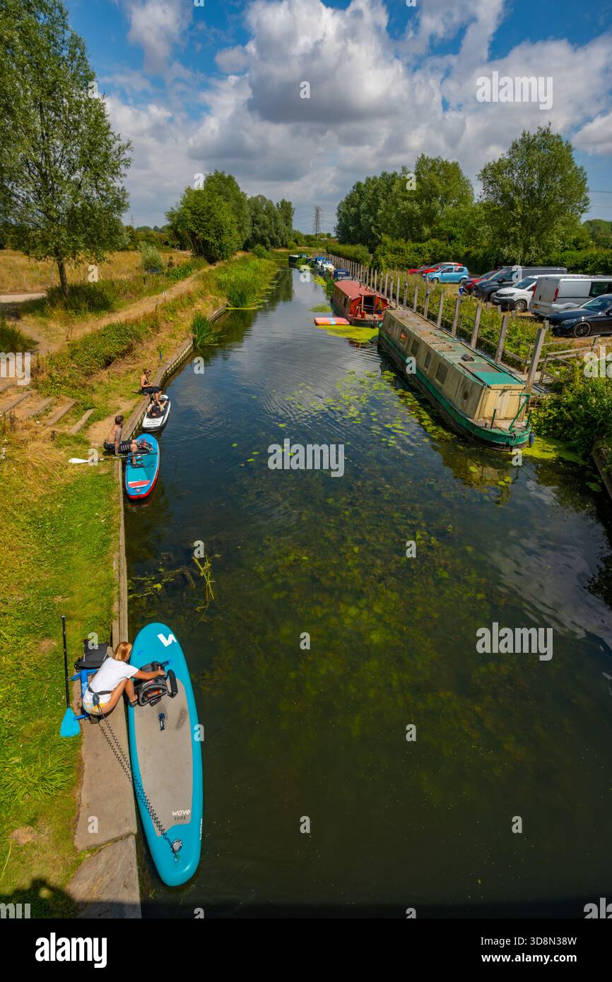 The River Chelmer at Sandford Lock on a summers day Stock Photo - Alamy