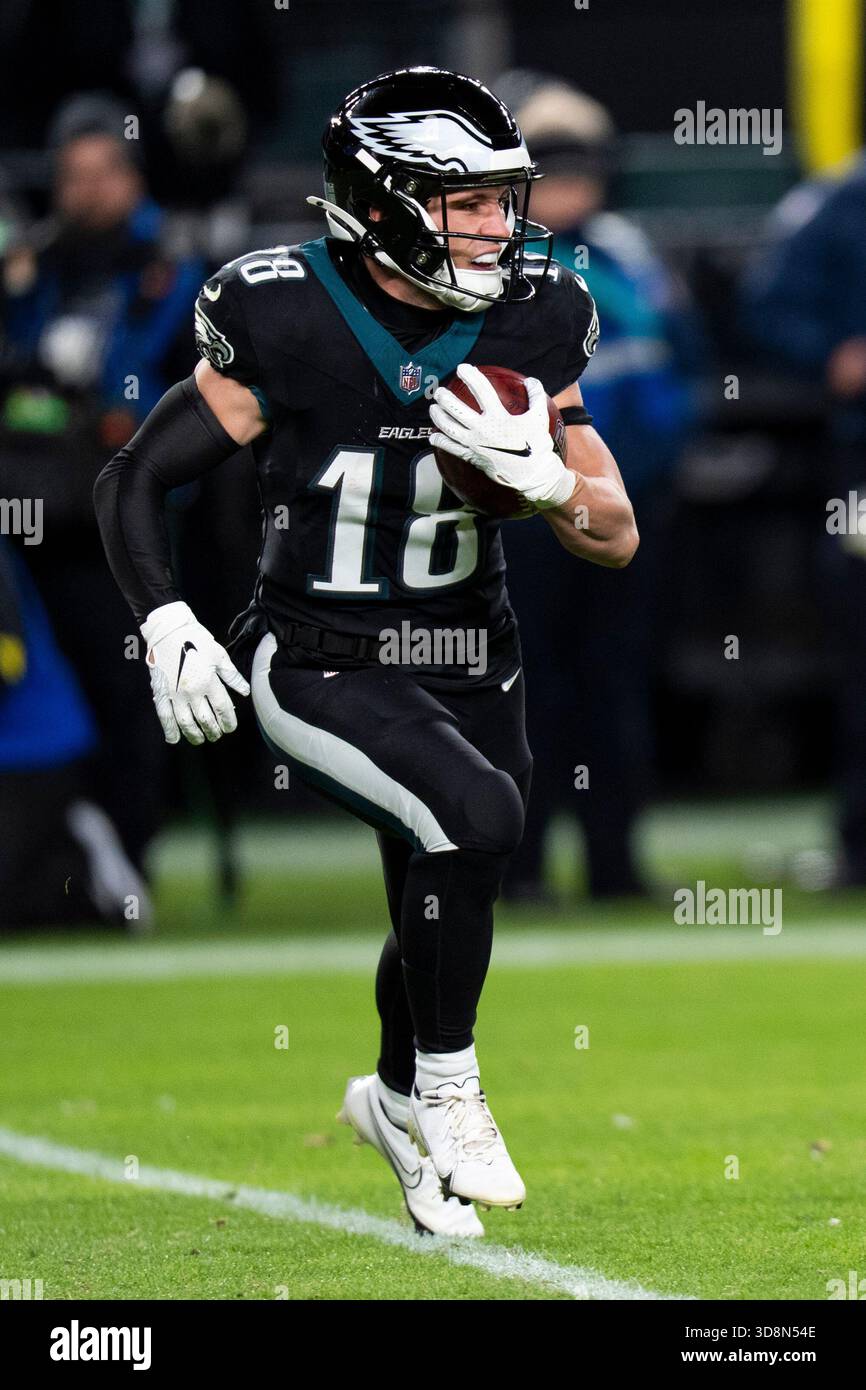 Philadelphia Eagles wide receiver Britain Covey returns the kick off ...
