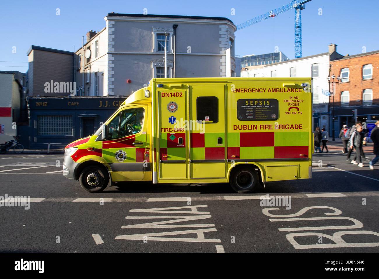First ambulances hi-res stock photography and images - Alamy