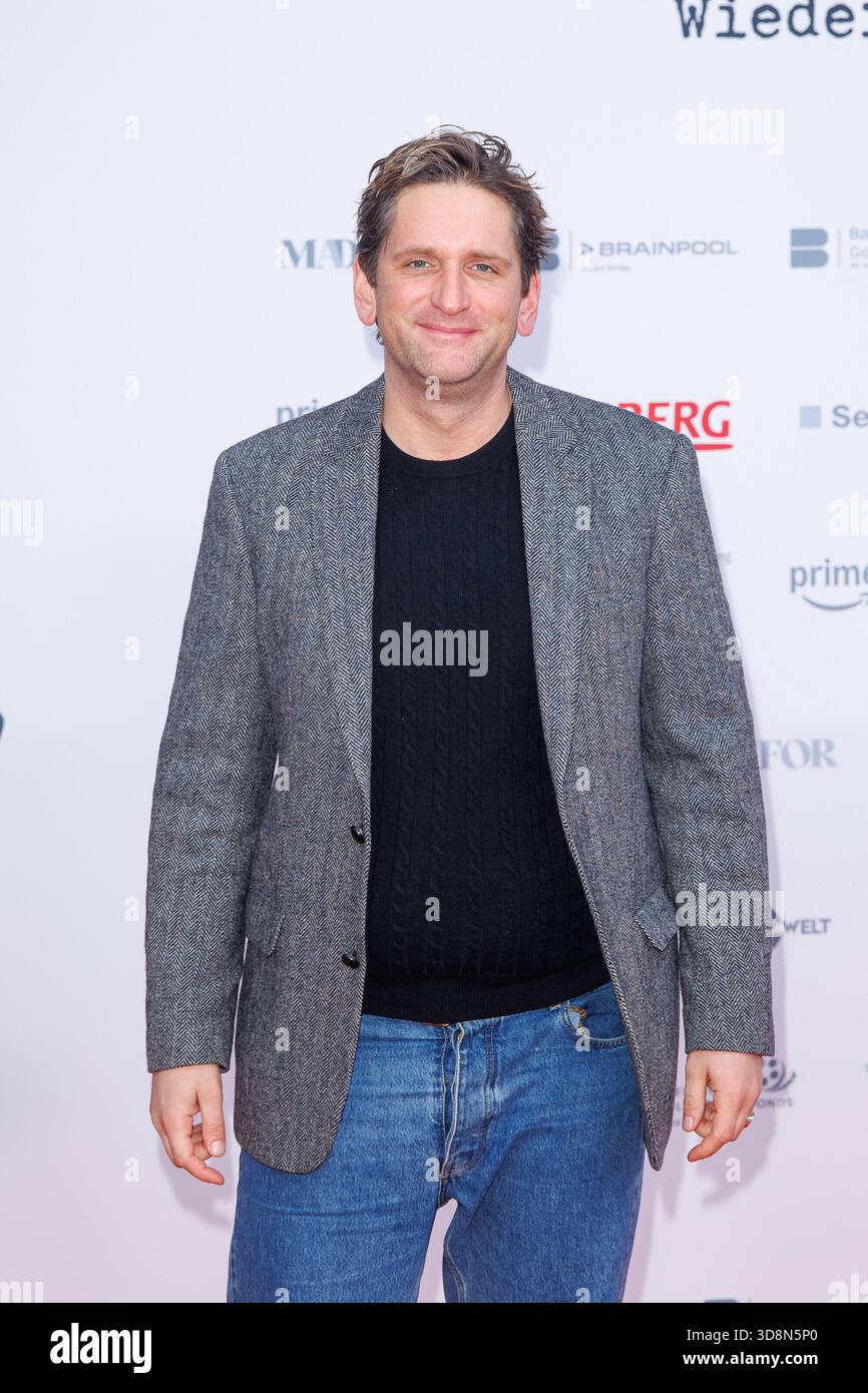 Sebastian Schwarz at the movie premiere of Stromberg - Still the same ...