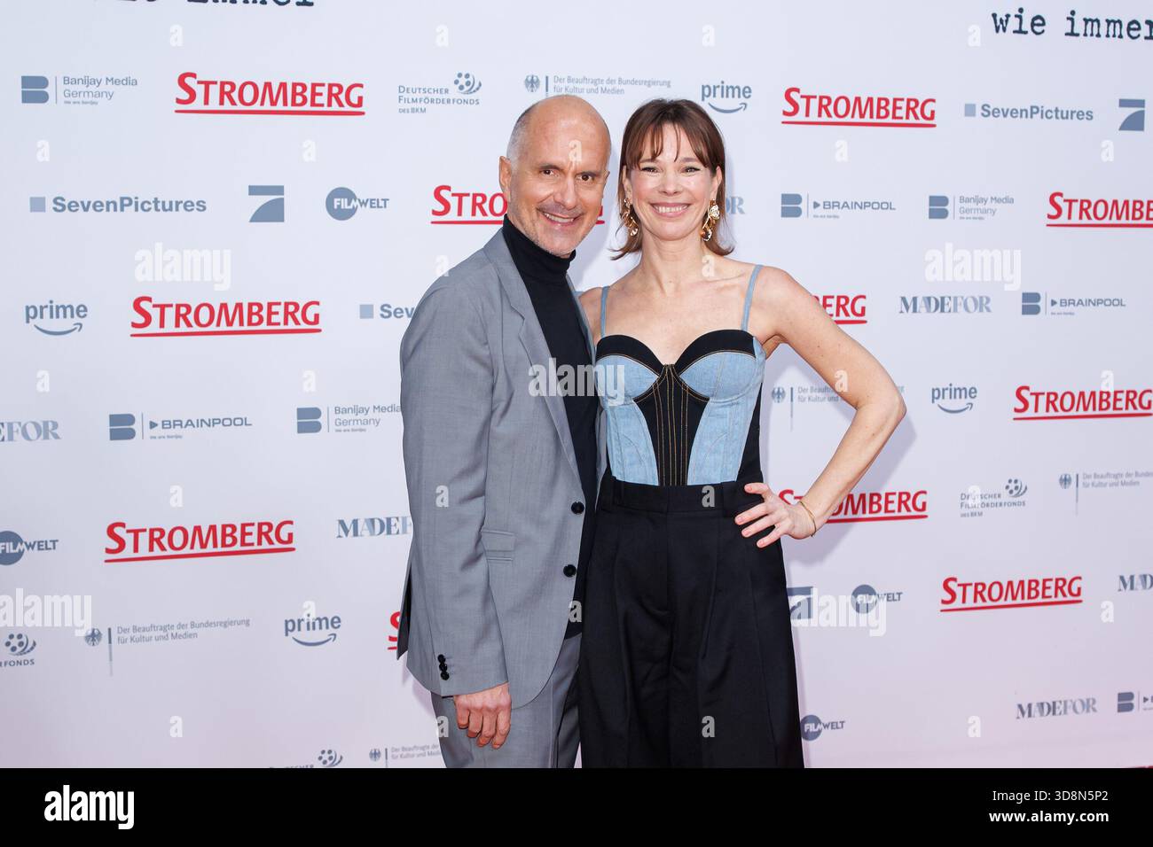 Christoph Maria Herbst and Milena Dreissig at the movie premiere of ...