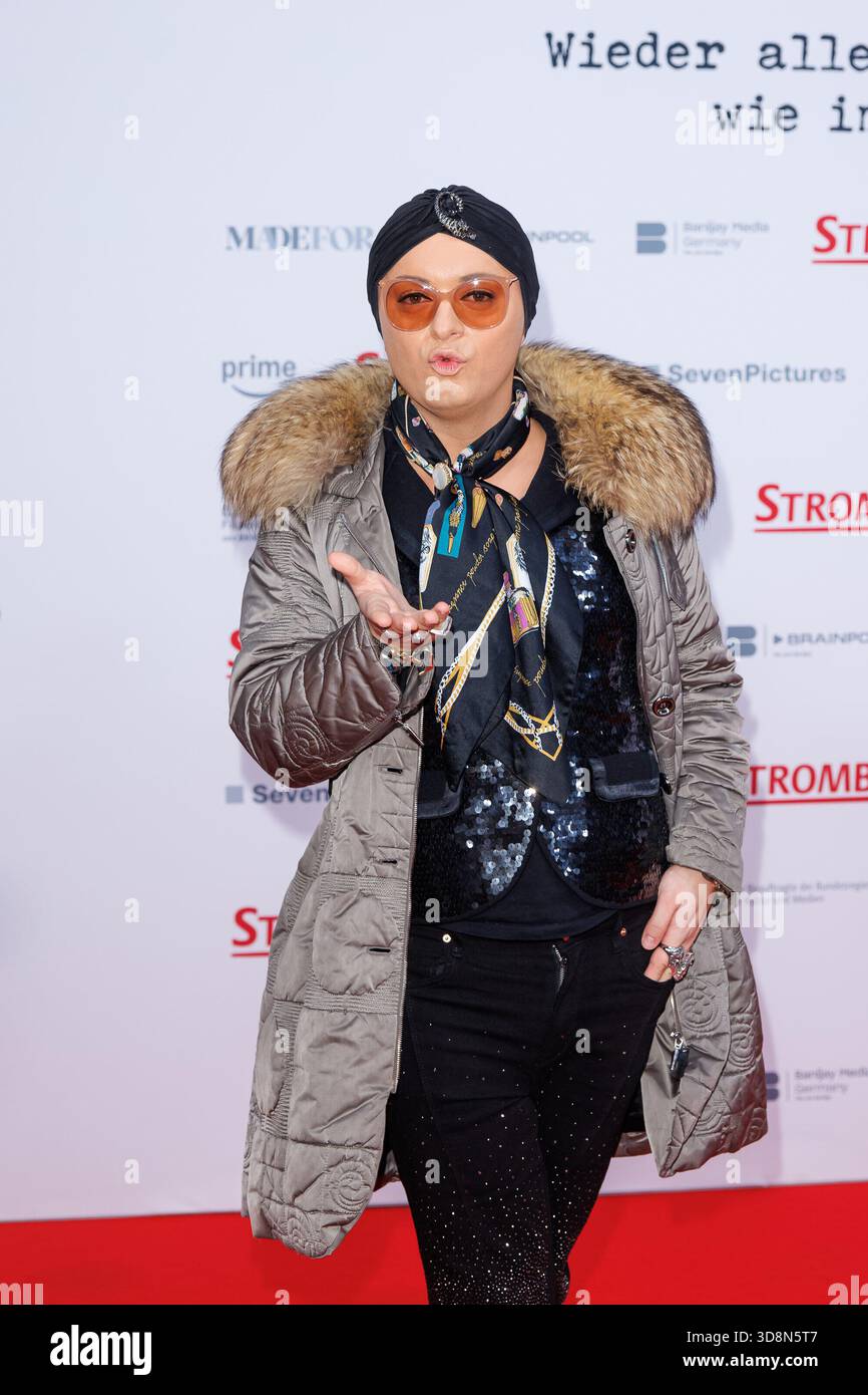 Julian F. M. Stöckel at the movie premiere of Stromberg - Still ...