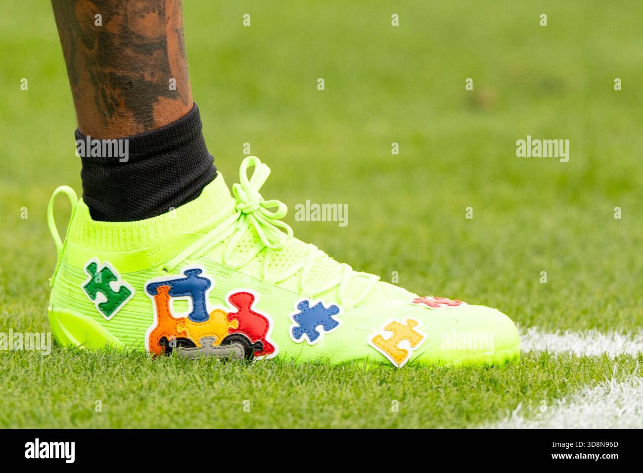 Philadelphia Eagles wide receiver DeVonta Smith cleats for My Cause My ...