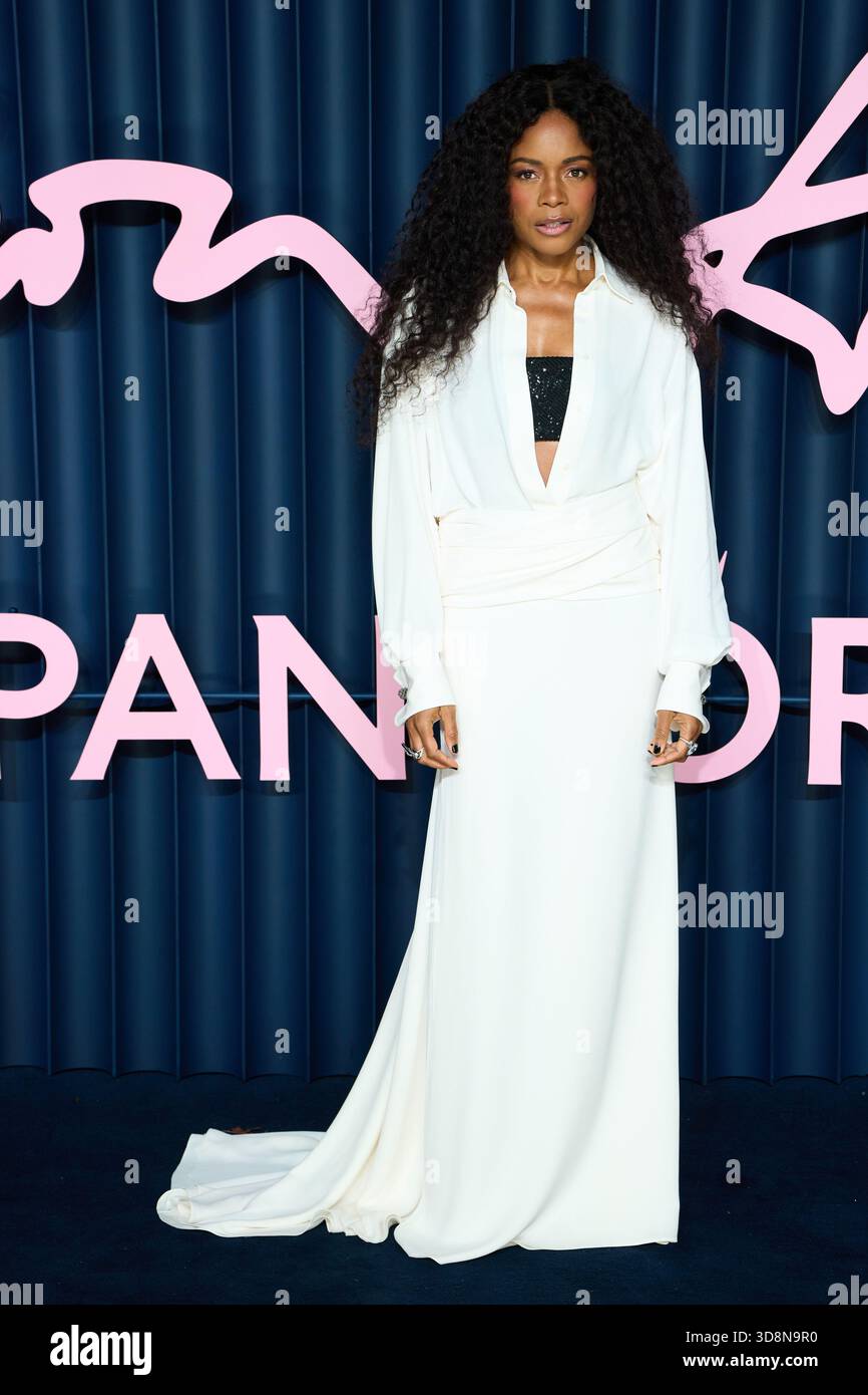 Naomie Harris poses for photographers upon arrival at 'The Fashion ...