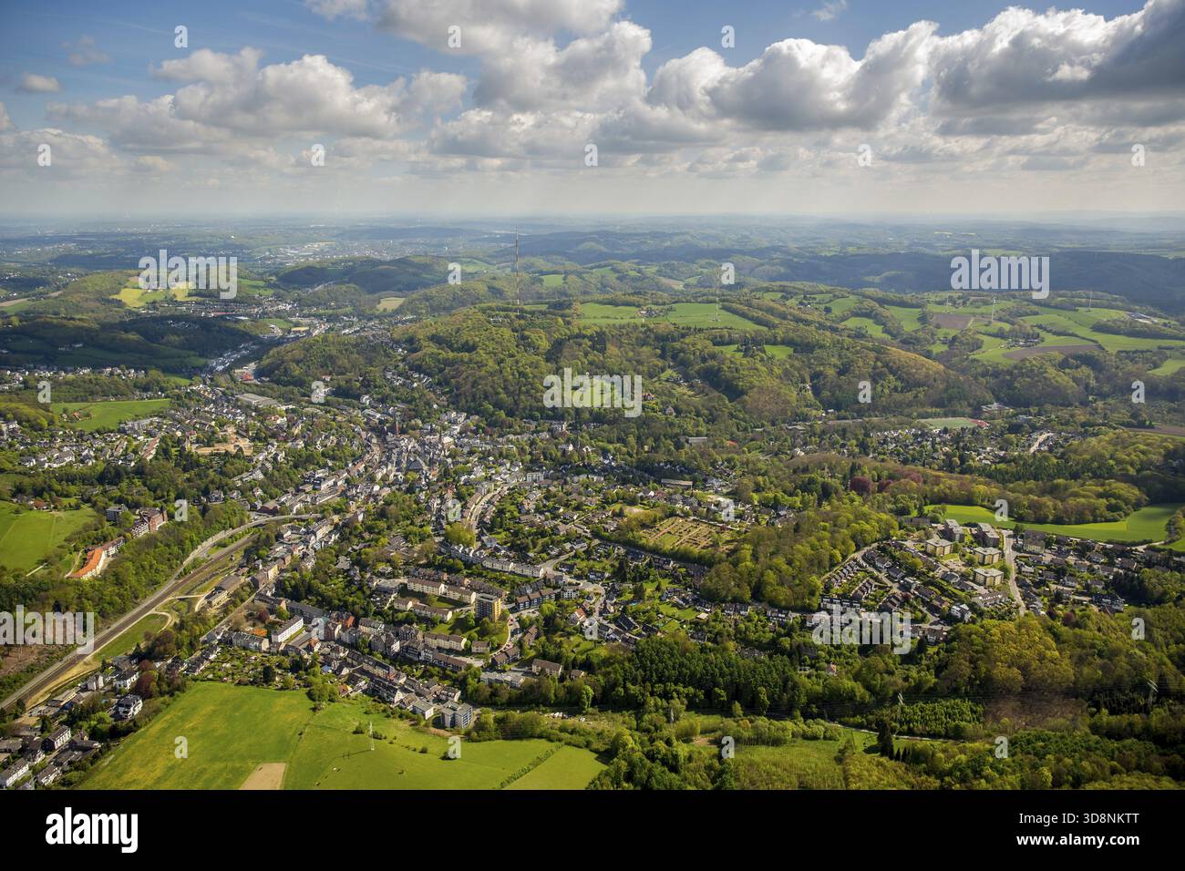 Overview of Velbert-Langenberg with television station, transmission ...