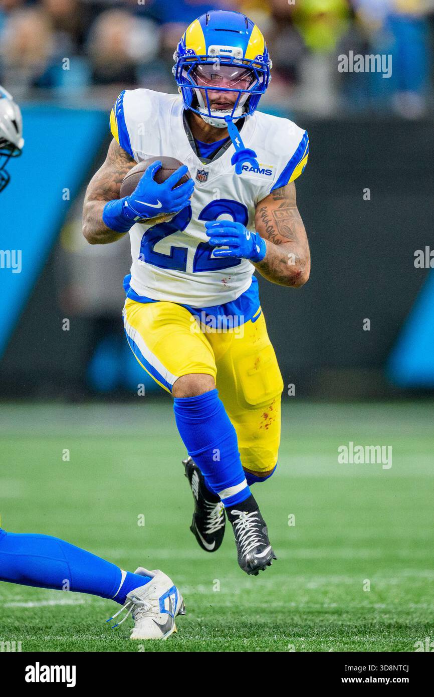 Los Angeles Rams running back Blake Corum (22) runs with the ball ...