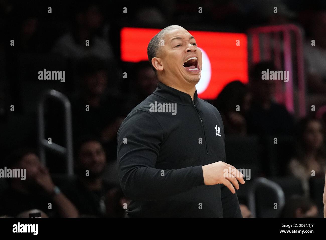 Los Angeles Clippers head coach Tyronn Lue watches during the first ...
