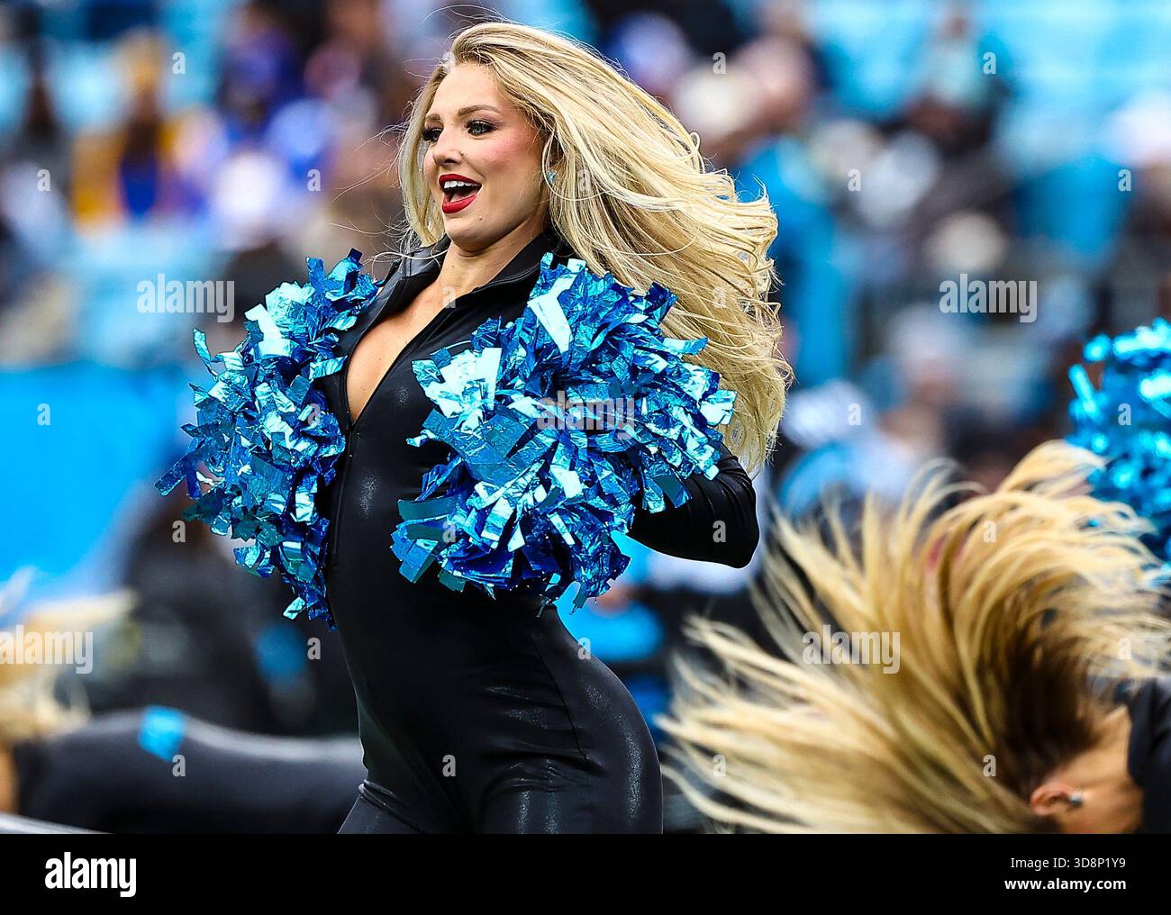 November 30, 2025: TopCats dance team. NFL football game between Los ...