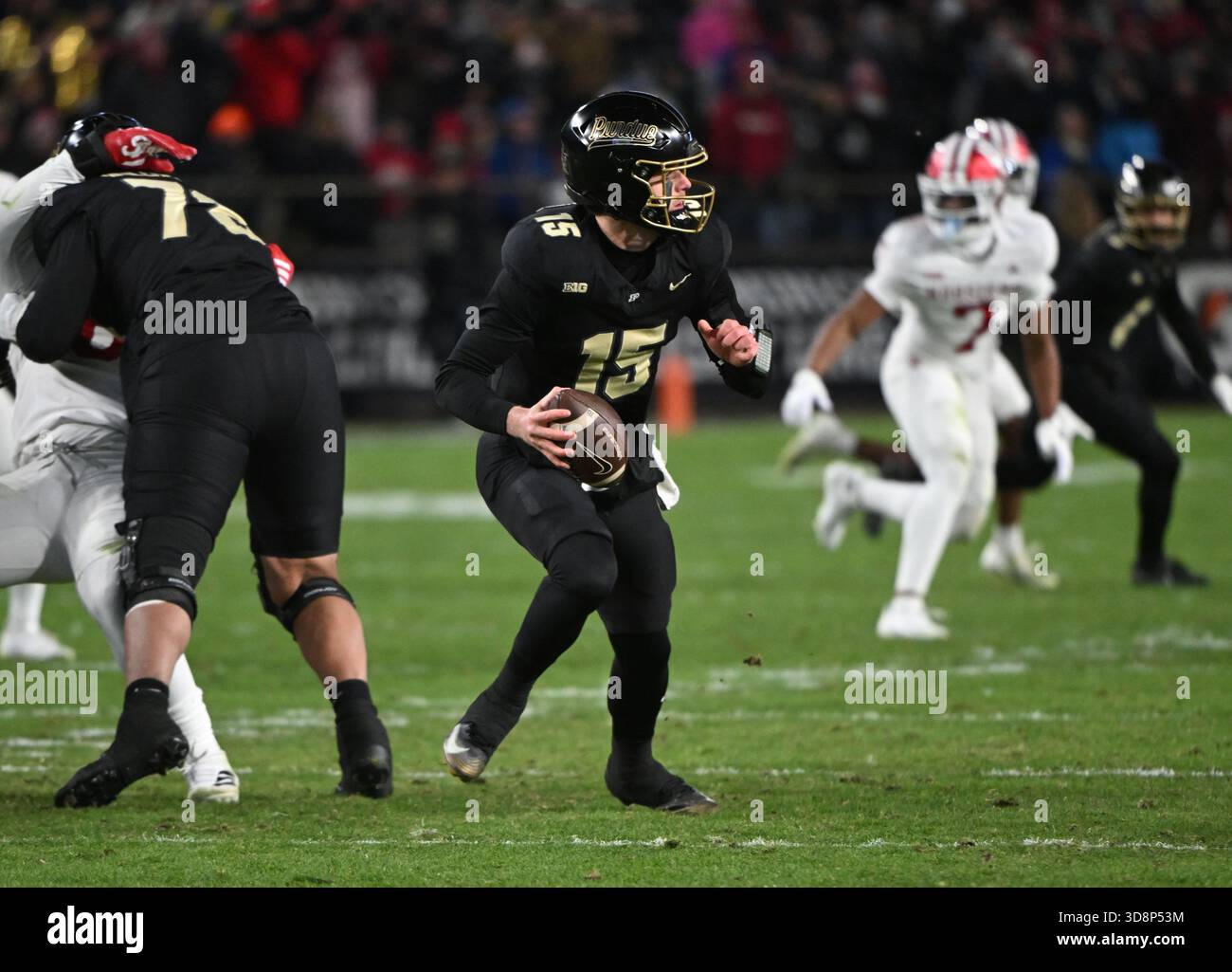 WEST LAFAYETTE, IN - November 28: Purdue Boilermakers QB Ryan Browne ...
