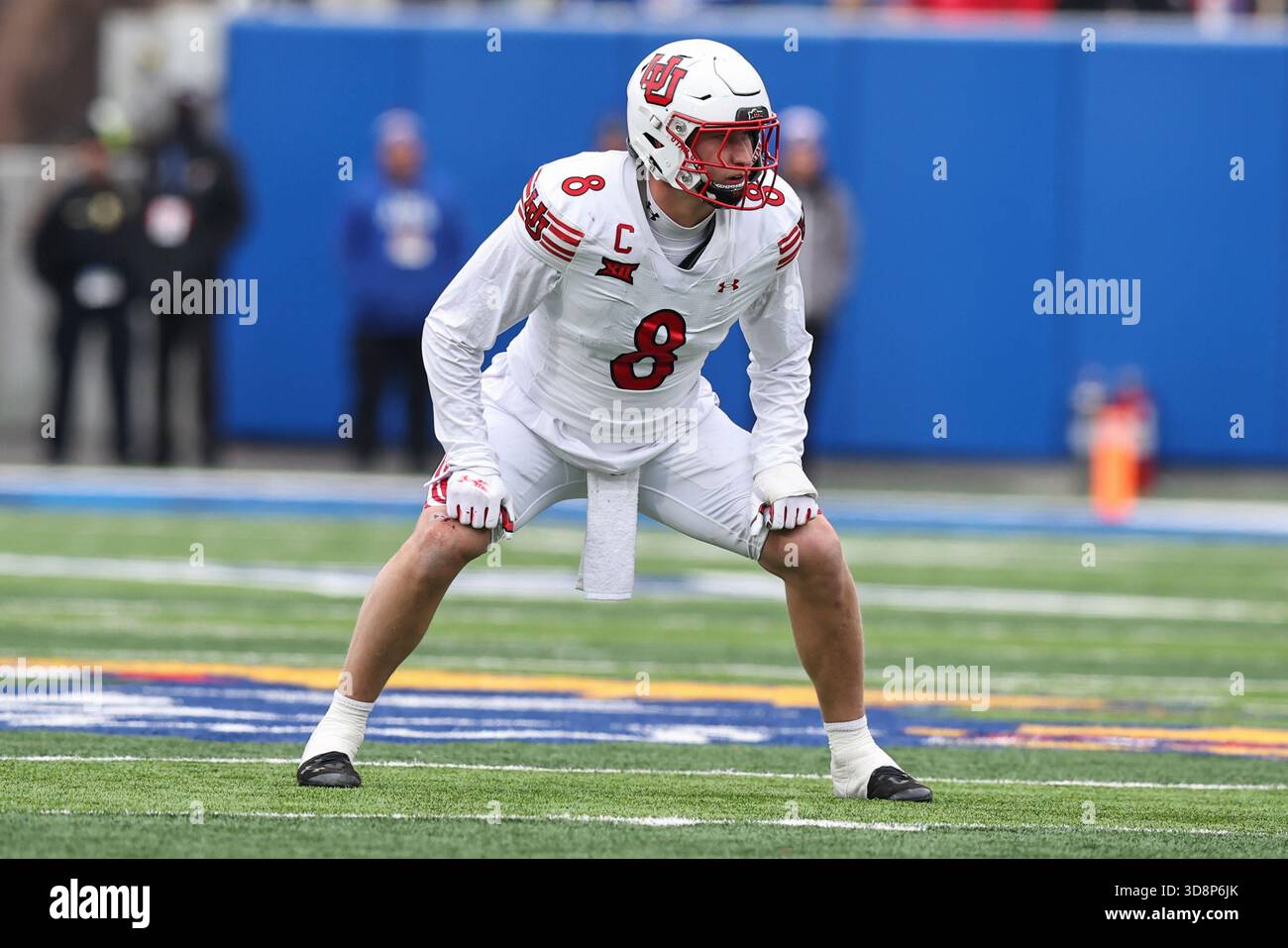 LAWRENCE, KS - NOVEMBER 28: Utah Utes linebacker Lander Barton (8) in ...