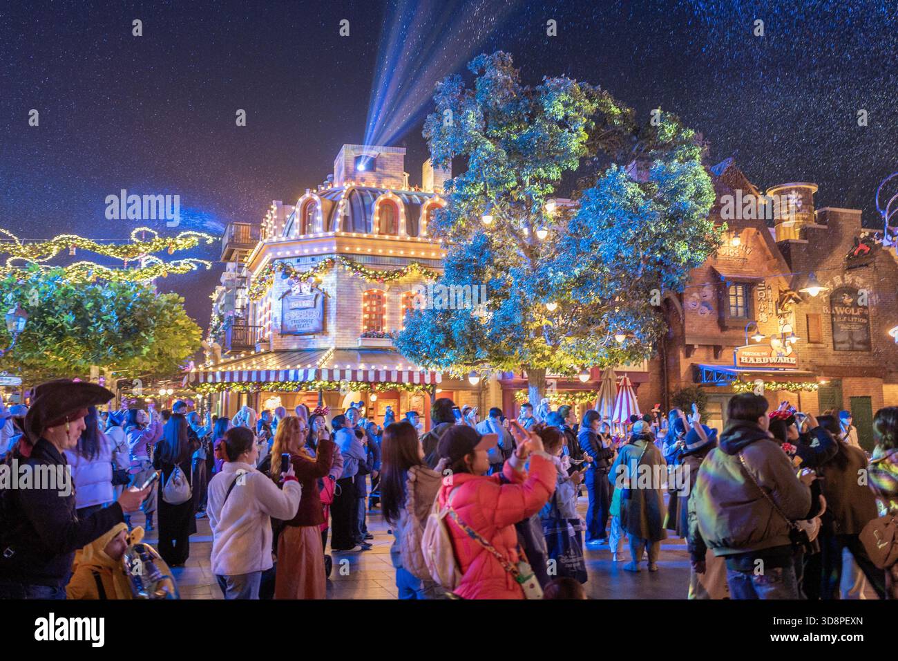 Christmas atmosphere at Shanghai Disneyland in Shanghai, China, 28 ...