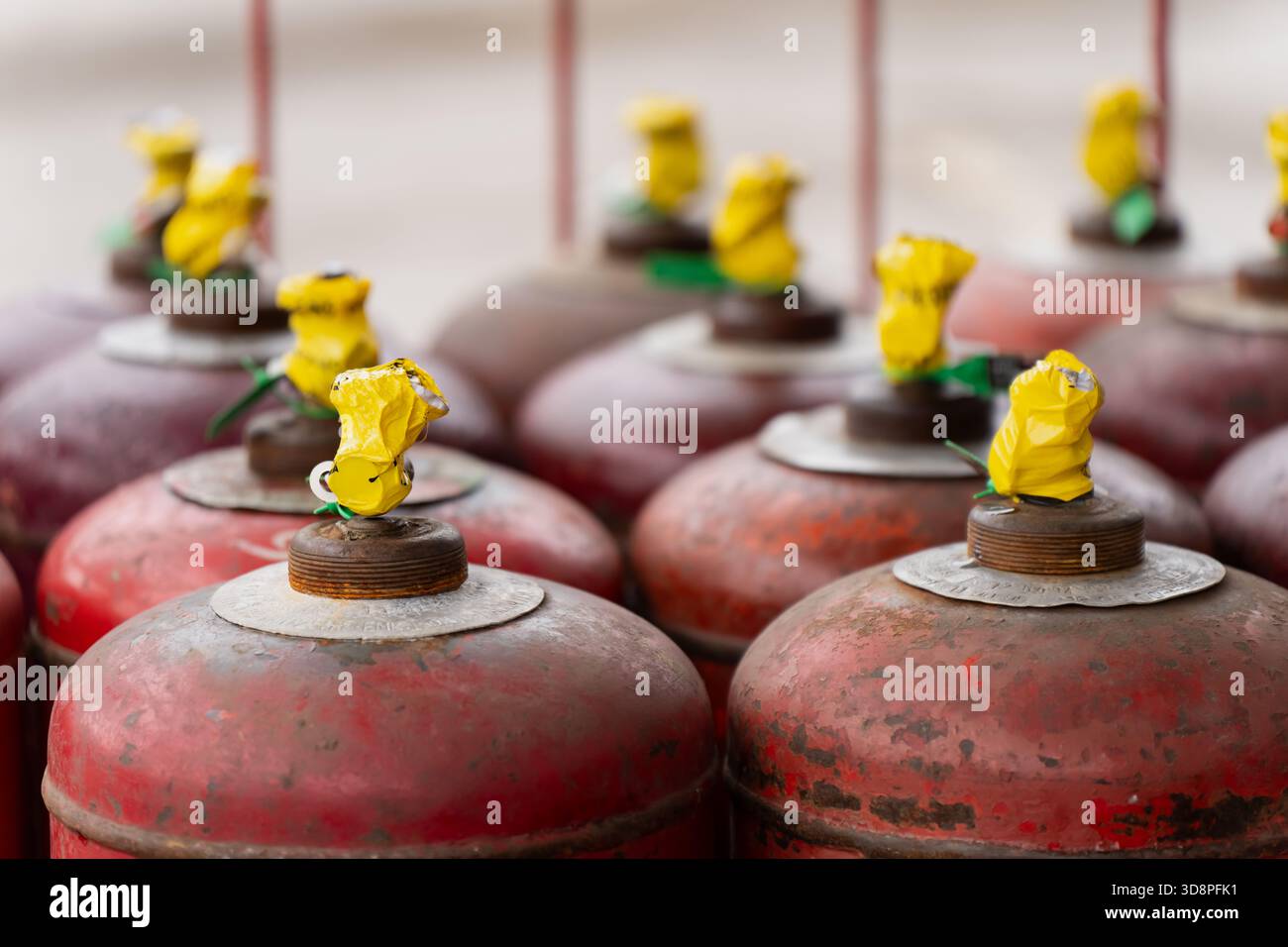 Showcasing multiple cylinders hi-res stock photography and images - Alamy