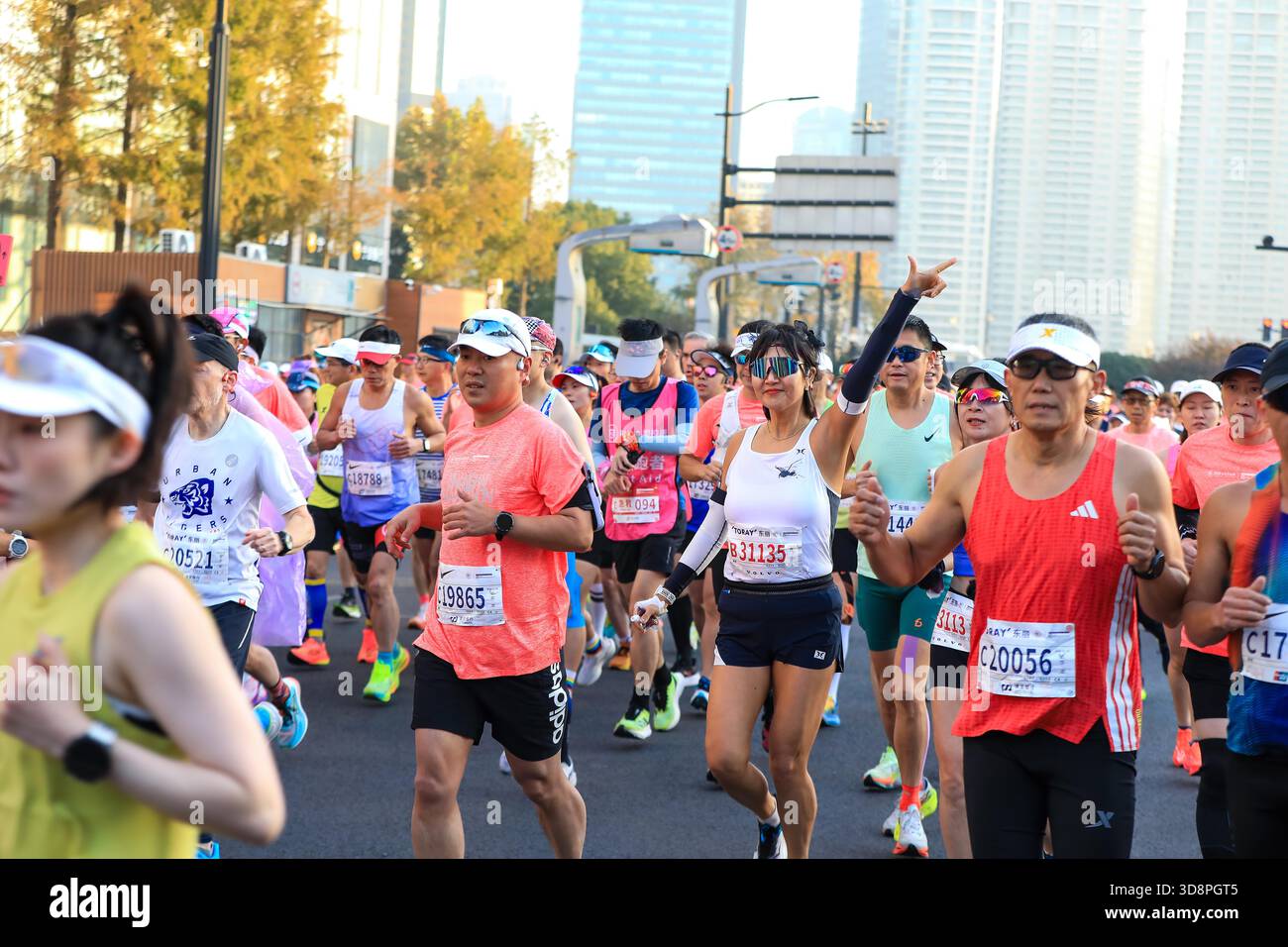 The 2025 Shanghai Marathon kicks off in Shanghai, China, 30 November ...