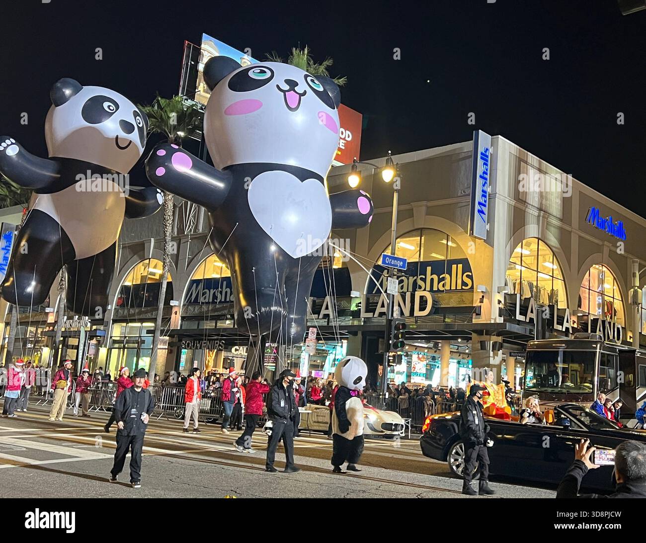 November 30 2025 hollywood hi-res stock photography and images - Alamy