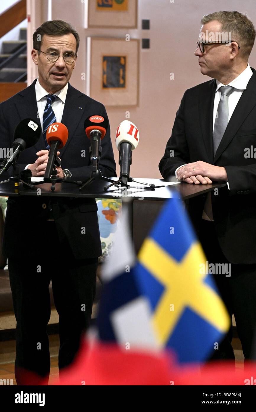 Prime Minister of Sweden Ulf Kristersson (L) and Prime Minister of ...