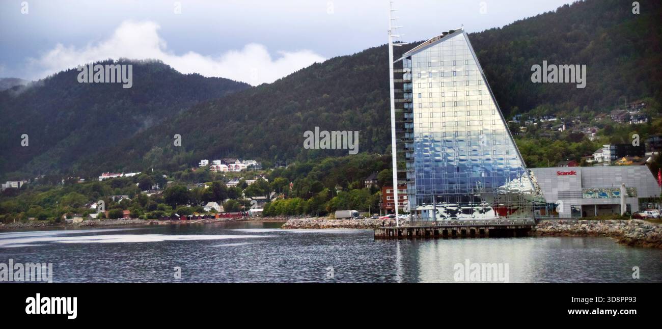Stadtbilder Molde in Norwegen. Molde- Norwegen *** Cityscapes Molde in ...