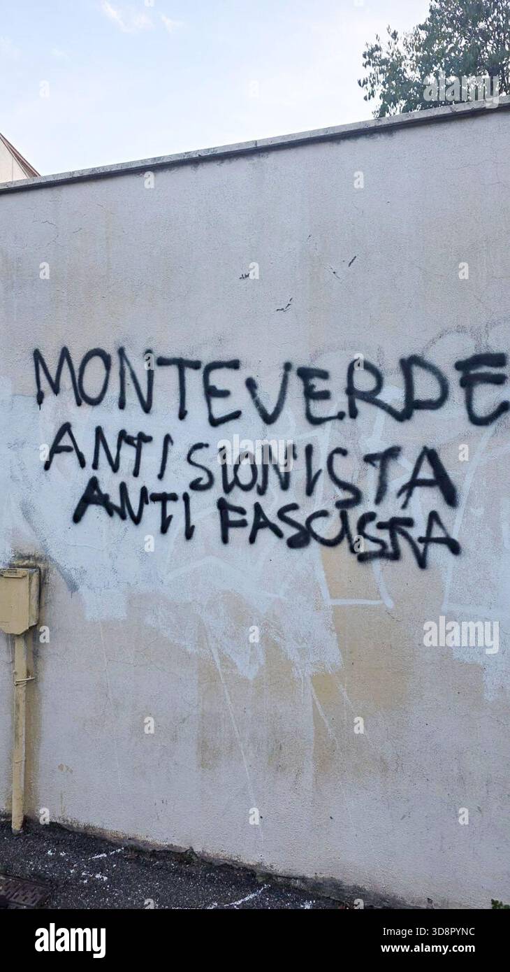 **NO WEB OR NEWSPAPERS ONLY FOR ITALY** Synagogue in Monteverde ...