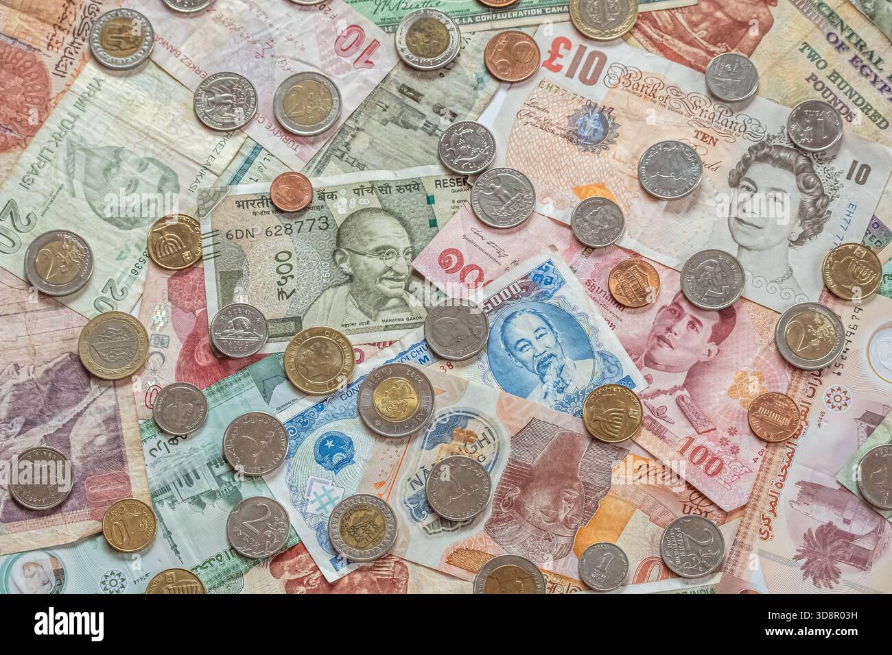Cash money World Currencies Banknotes, coins from different countries ...