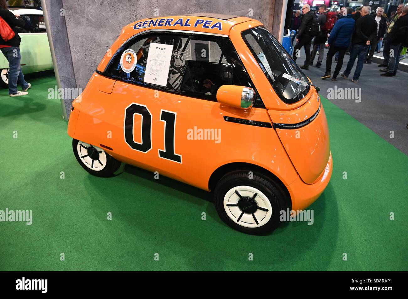 General Pea M-Ero electric bubble car Stock Photo - Alamy