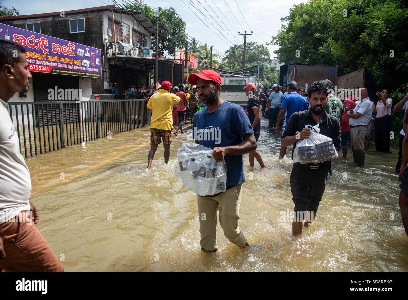 Colombo, Western, Sri Lanka. 1st Dec, 2025. A powerful cyclone system ...