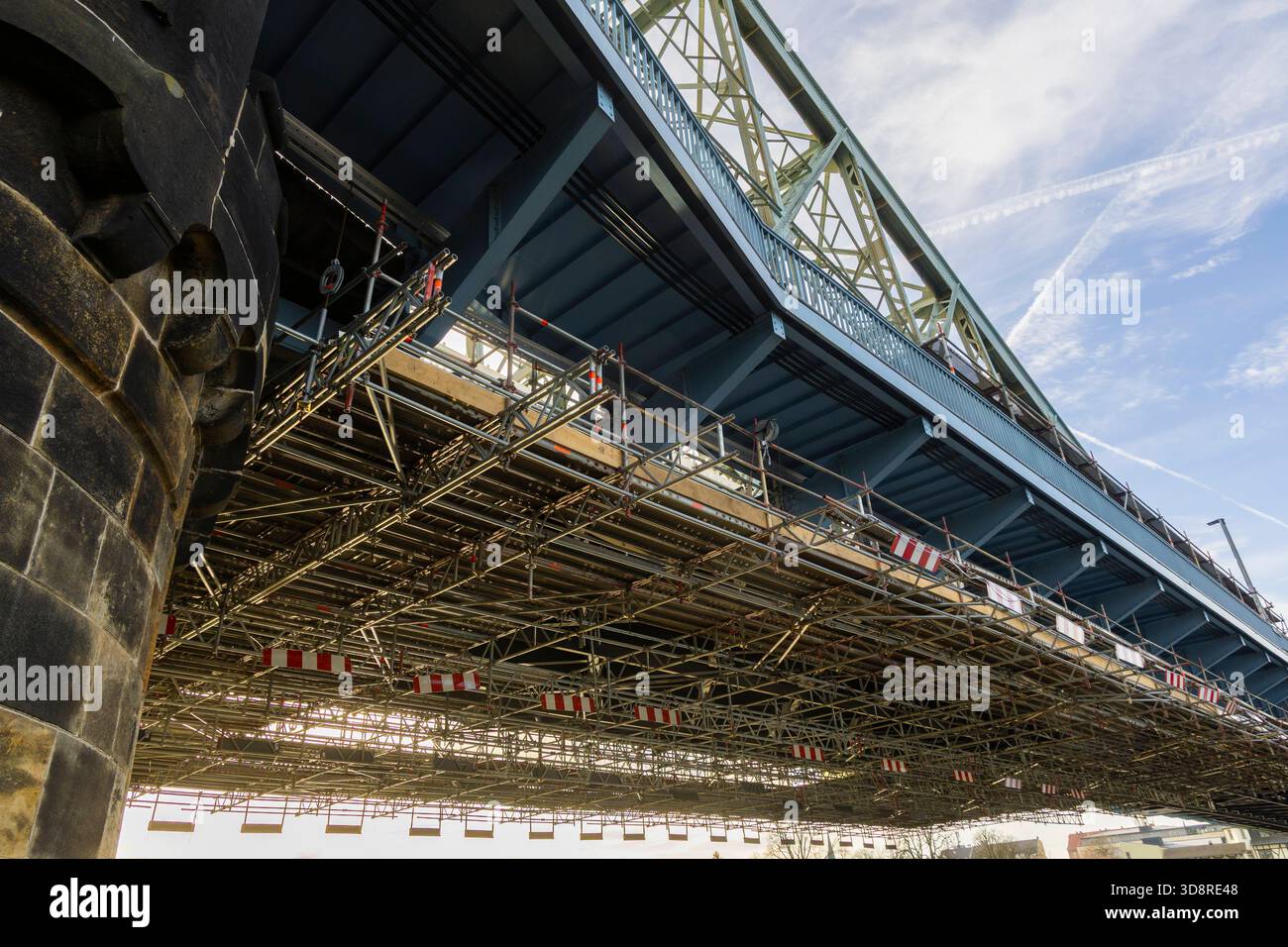 Elbbrücke Blaues Wunder Die historische Stahlbrücke Blaues Wunder, die ...