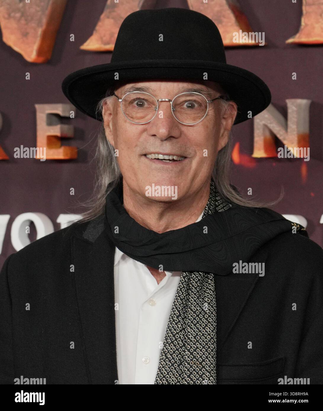 Russell Carpenter arrives at the AVATAR: FIRE AND ASH World Premiere ...