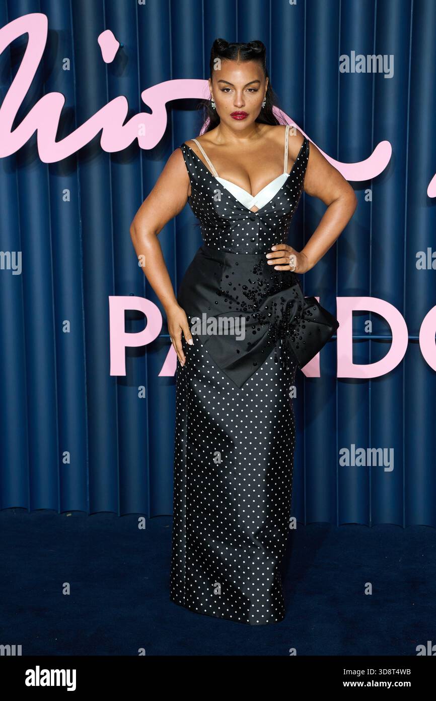 Paloma Elsesser poses for photographers upon arrival at 'The Fashion ...