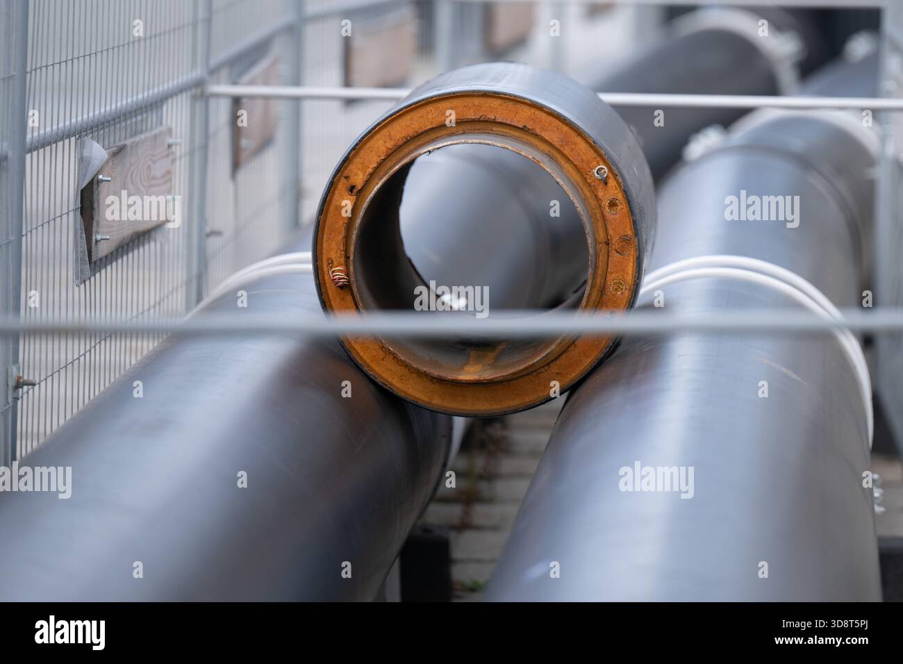 02 December 2025, Saxony, Dresden: Sections of a temporary district ...