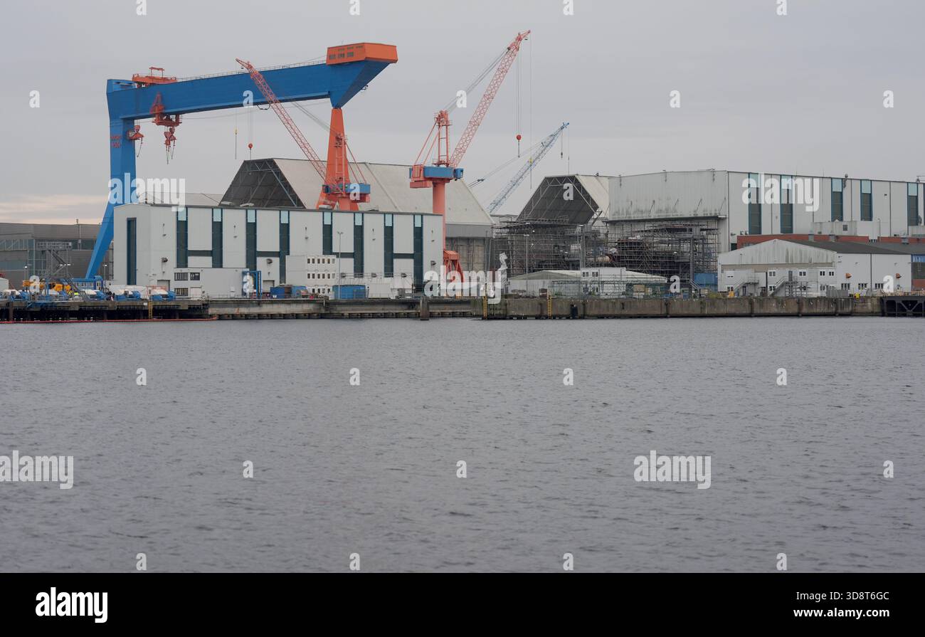 02 December 2025, Schleswig-Holstein, Kiel: View of the shipyard of the ...