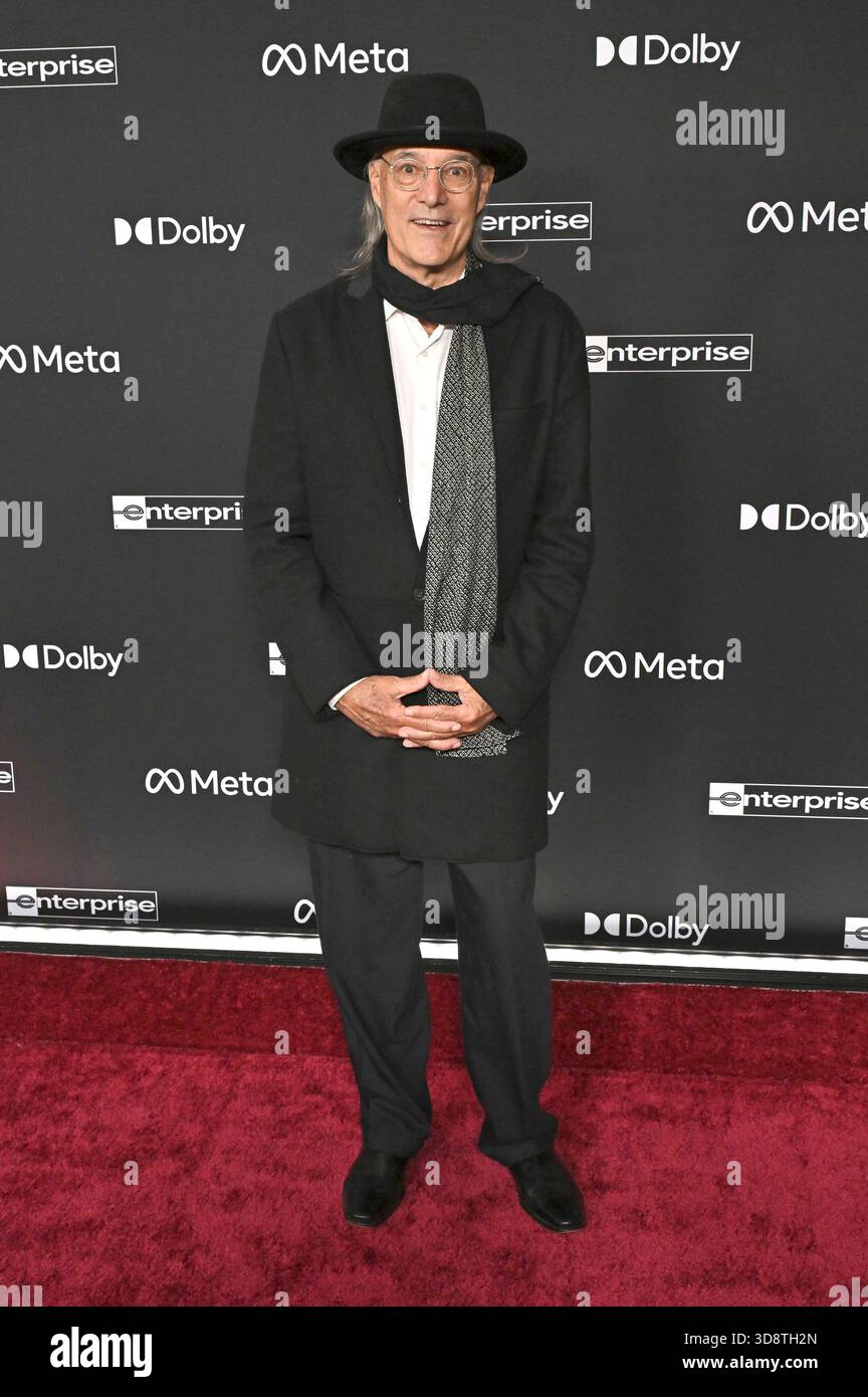 Russell Carpenter bei der Weltpremiere des Kinofilms 'Avatar: Fire and ...