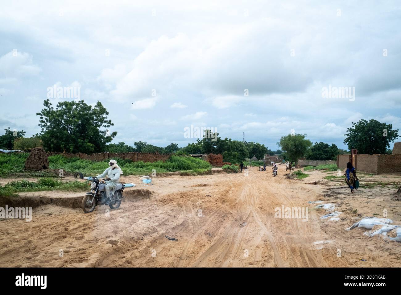 Route en briques hi-res stock photography and images - Alamy