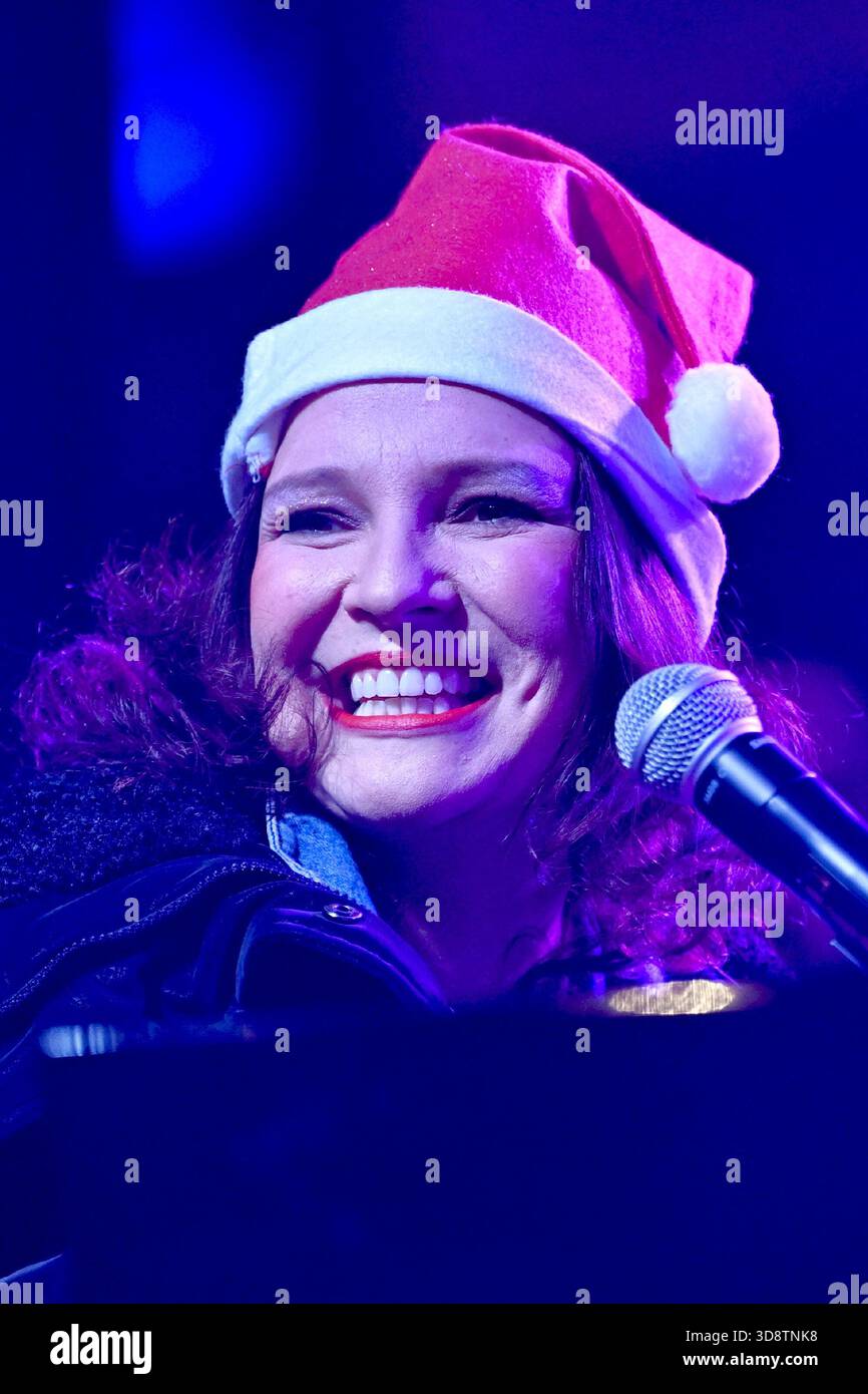 Anne Sila, singer who rose to fame on The Voice, cellist, and French ...
