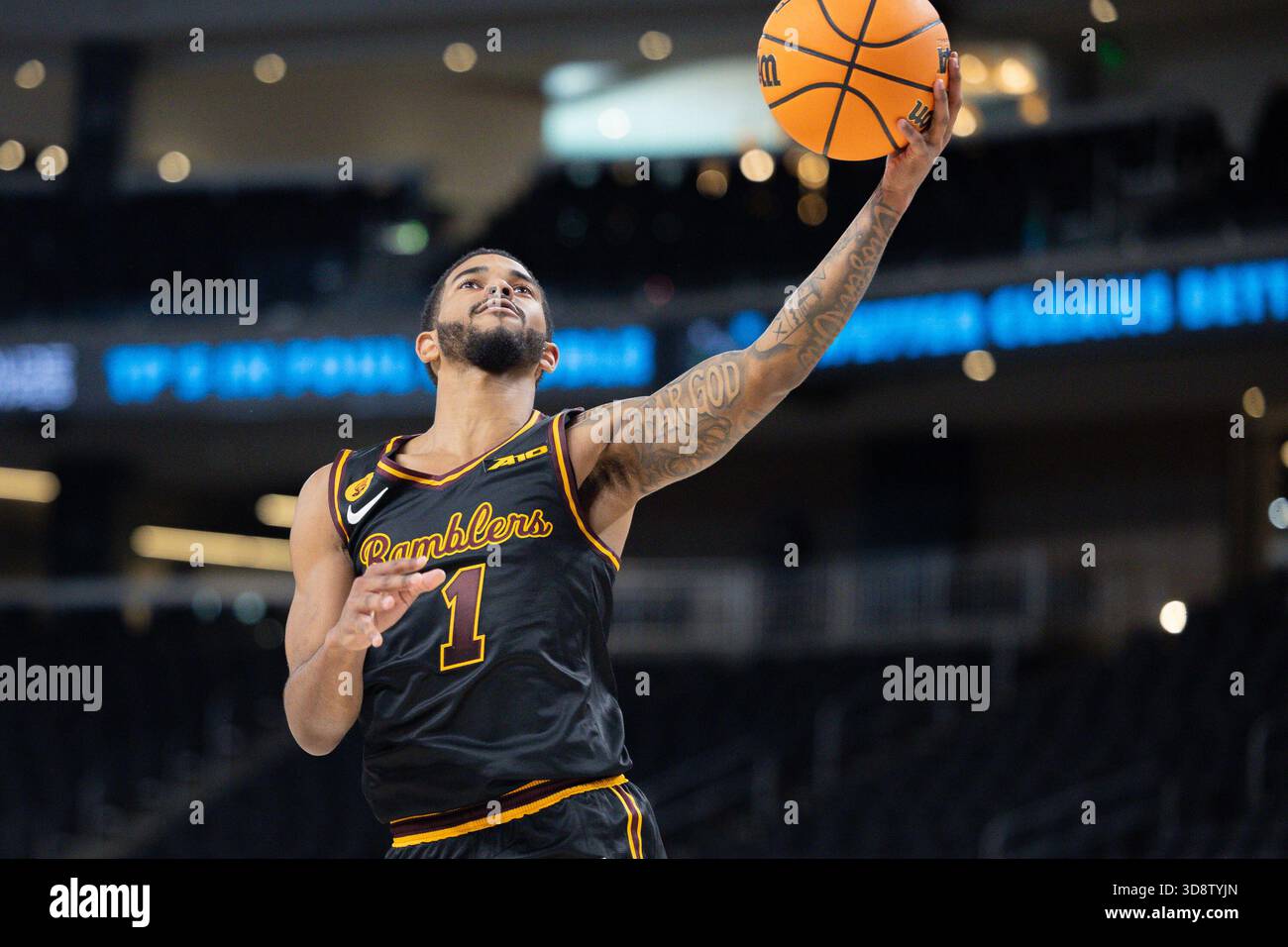 PALM DESERT, CA - NOVEMBER 26: Loyola Chicago Ramblers guard Justin ...